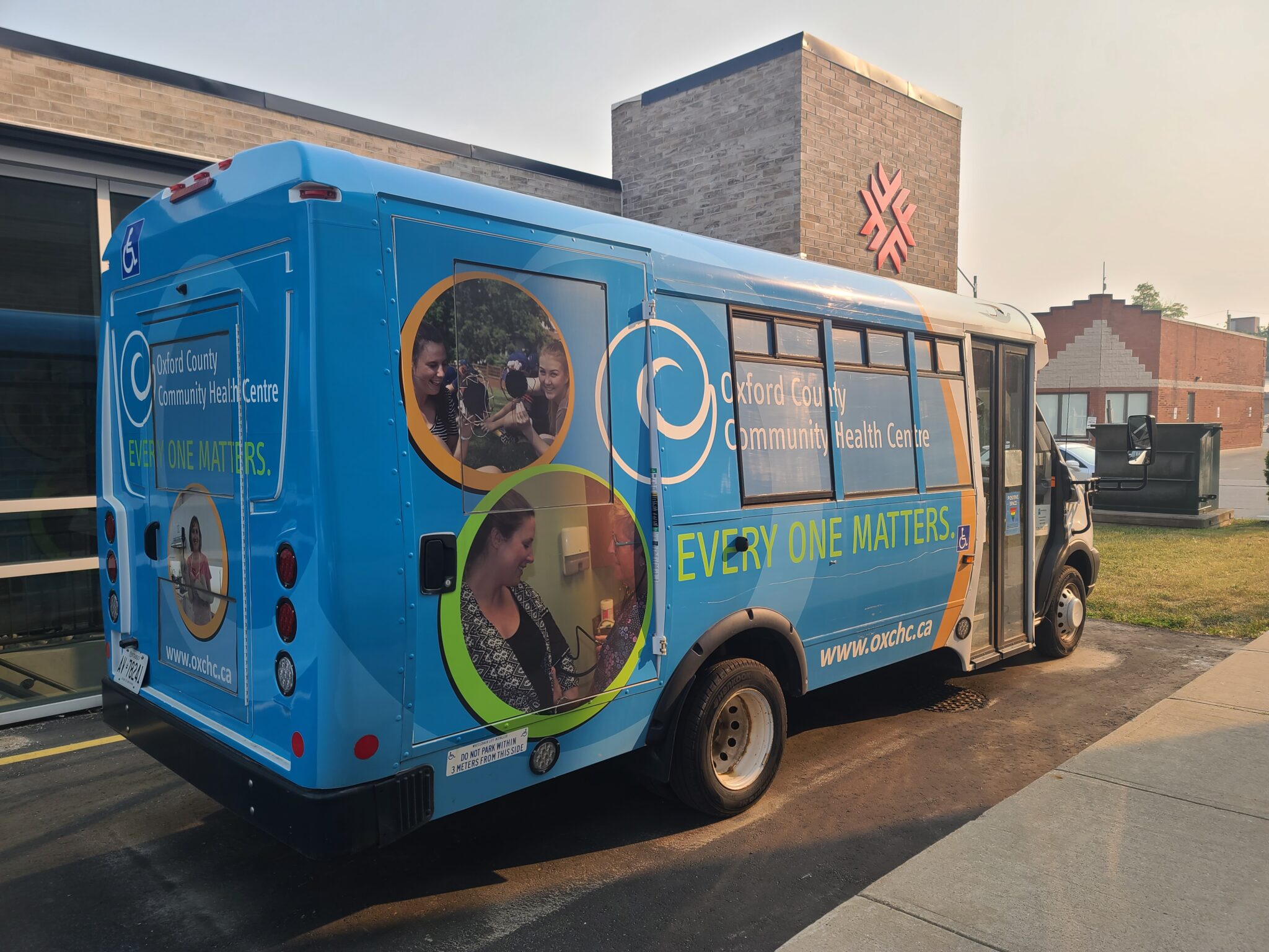 Mobile Health Outreach Bus (MHOB) – Oxford County Community Health Centre